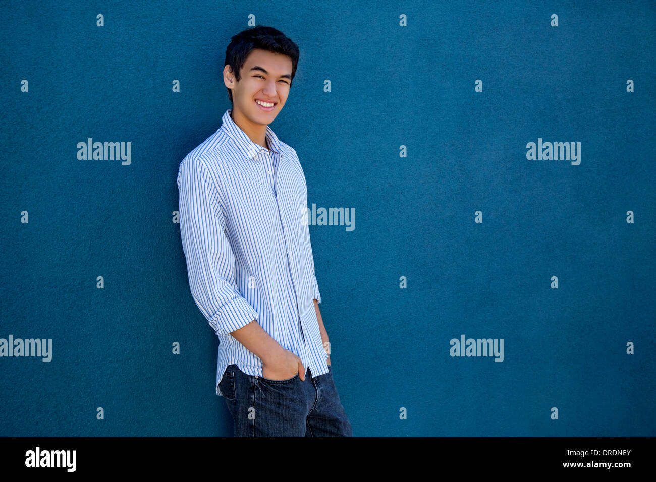 Tall teenager boy hi-res stock photography and images - Alamy