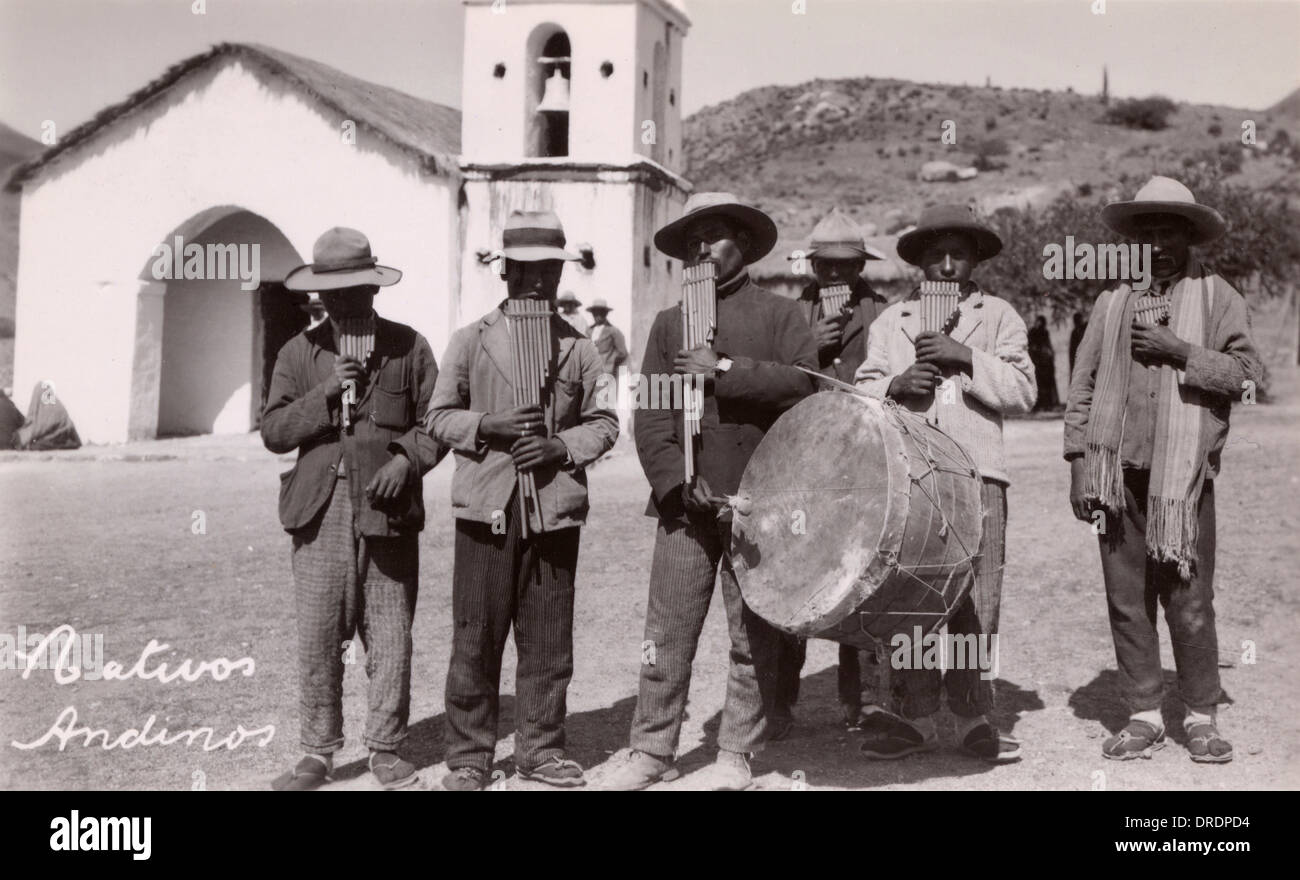 Peruvian pipe band hi-res stock photography and images - Alamy