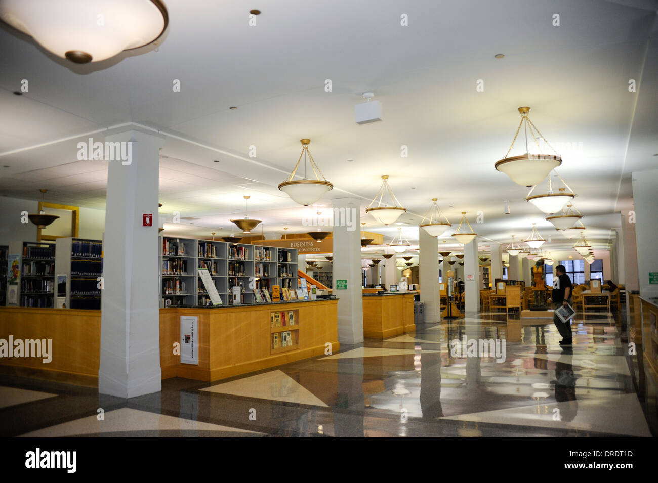 Chicago Public Library's Harold Washington Library Center in downtown ...
