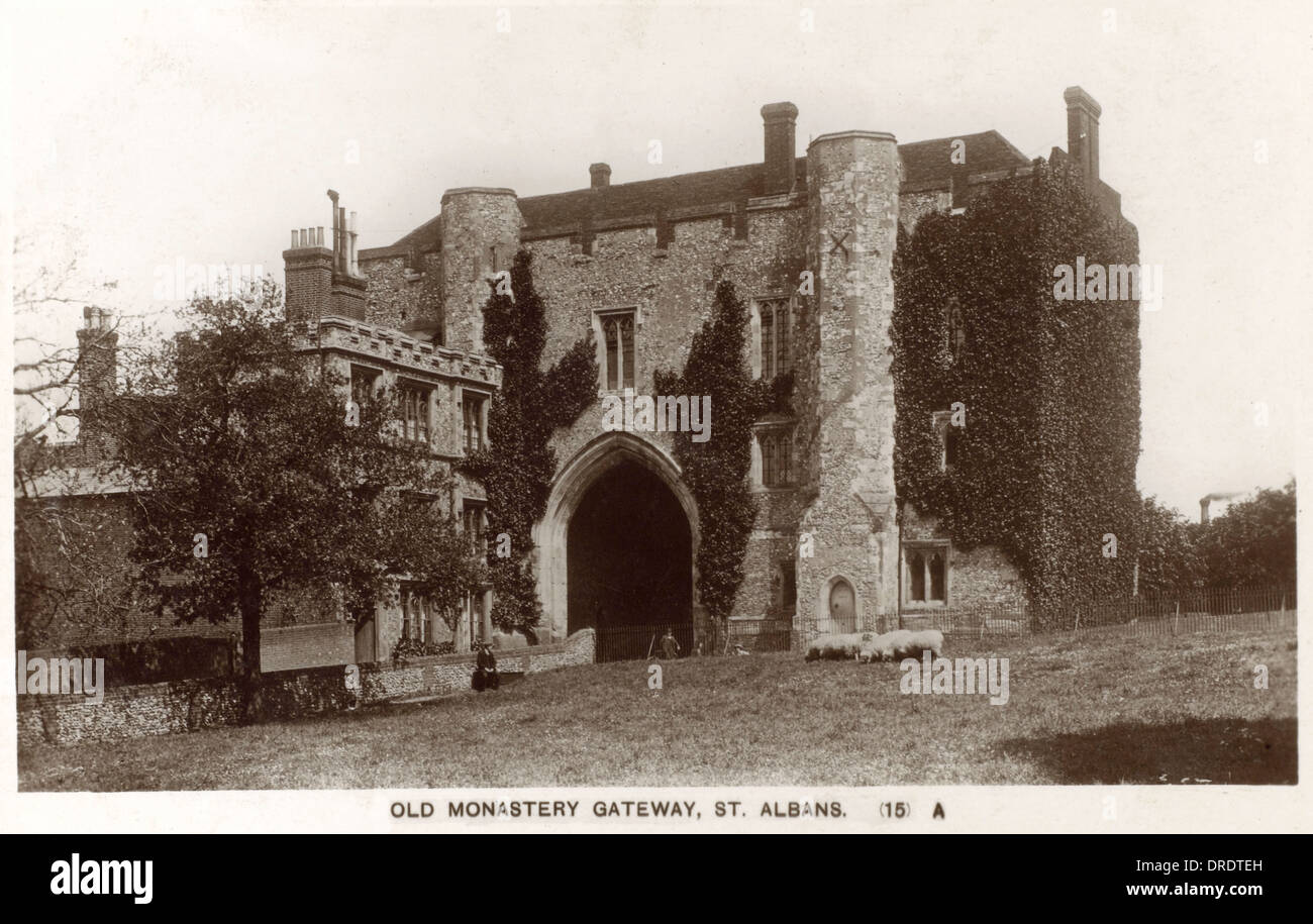 The Old Monastery Gate - St Albans Stock Photo - Alamy