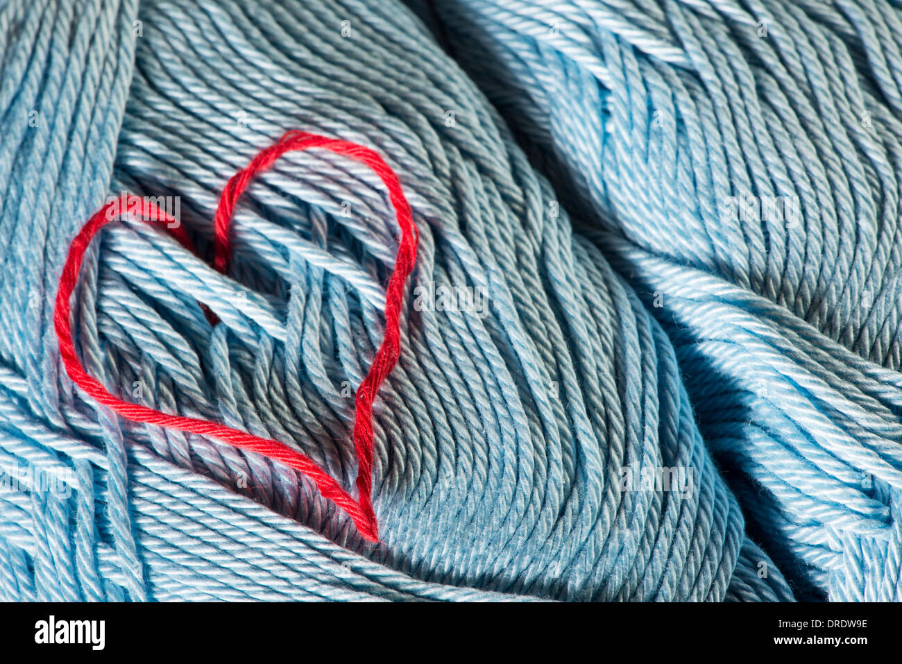 Heart woolen yarn hi-res stock photography and images - Alamy
