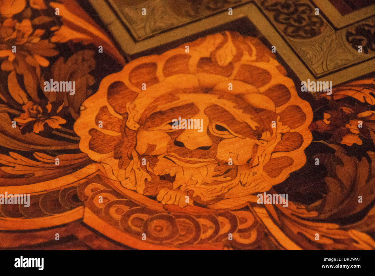 Intarsia hi-res stock photography and images - Alamy