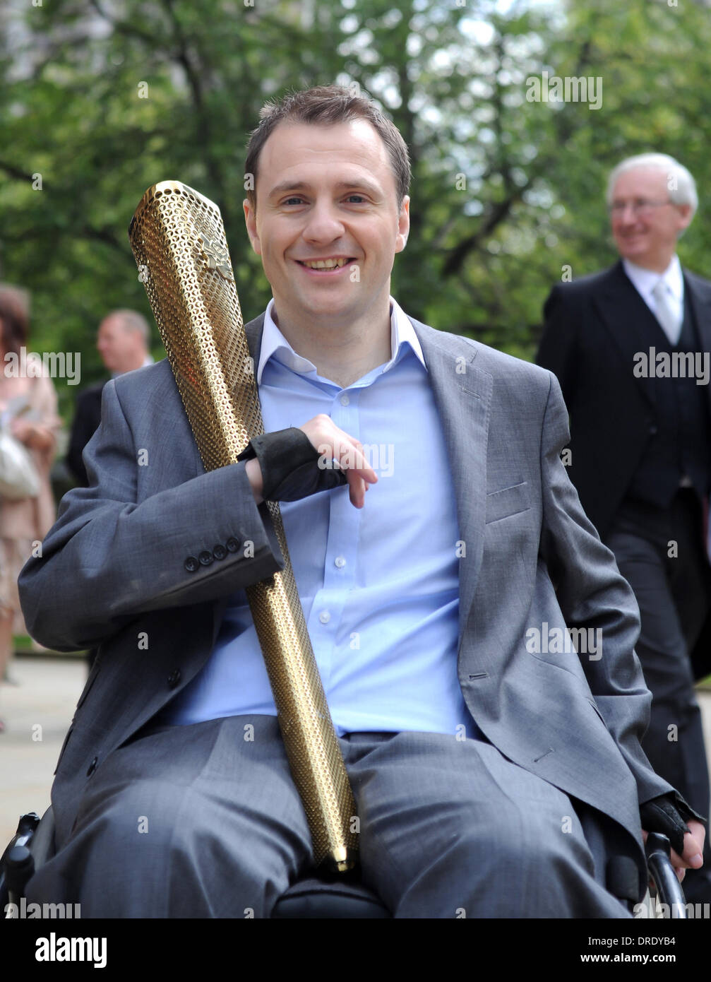 Olympic Torchbearer Ben Smoldon Members and coaches of the Olympic USA ...