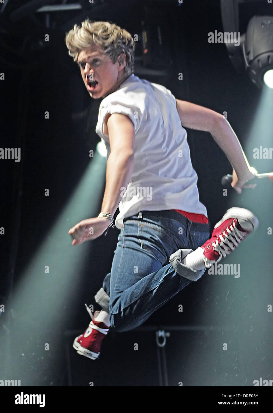 One Direction Radio City Live at Liverpool Echo Arena - Performances ...