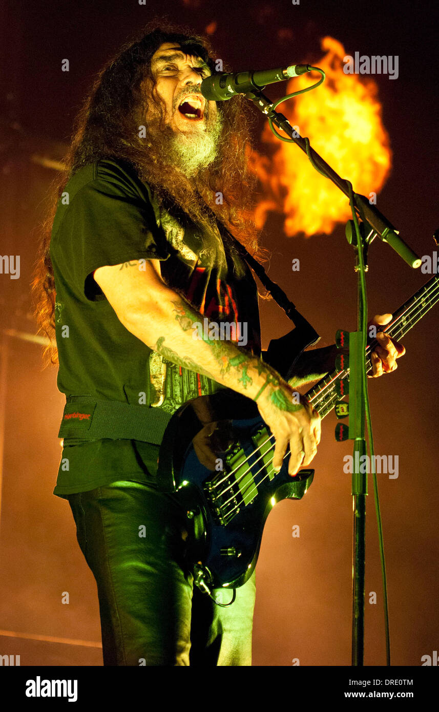 Slayer performing at Rockstar Energy Drink Mayhem Festival at Tinley ...