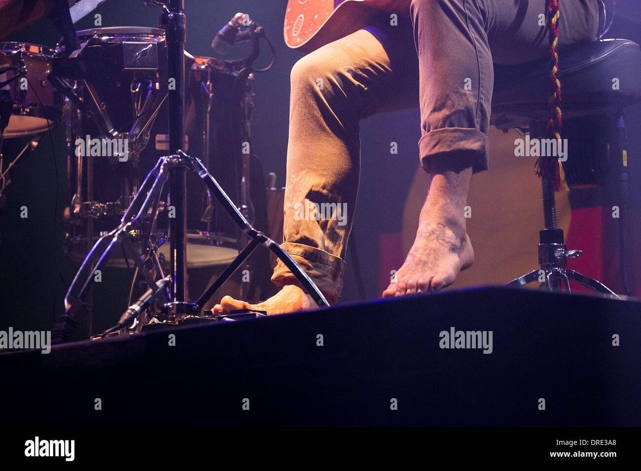 Xavier Rudd performing live at Cascais Music Festival in Hipodromo ...