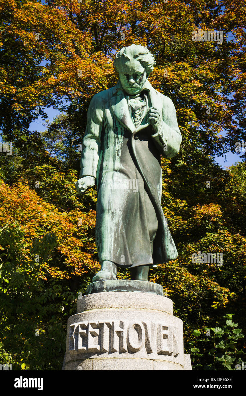 Monument ludwig van beethoven hi-res stock photography and images - Alamy
