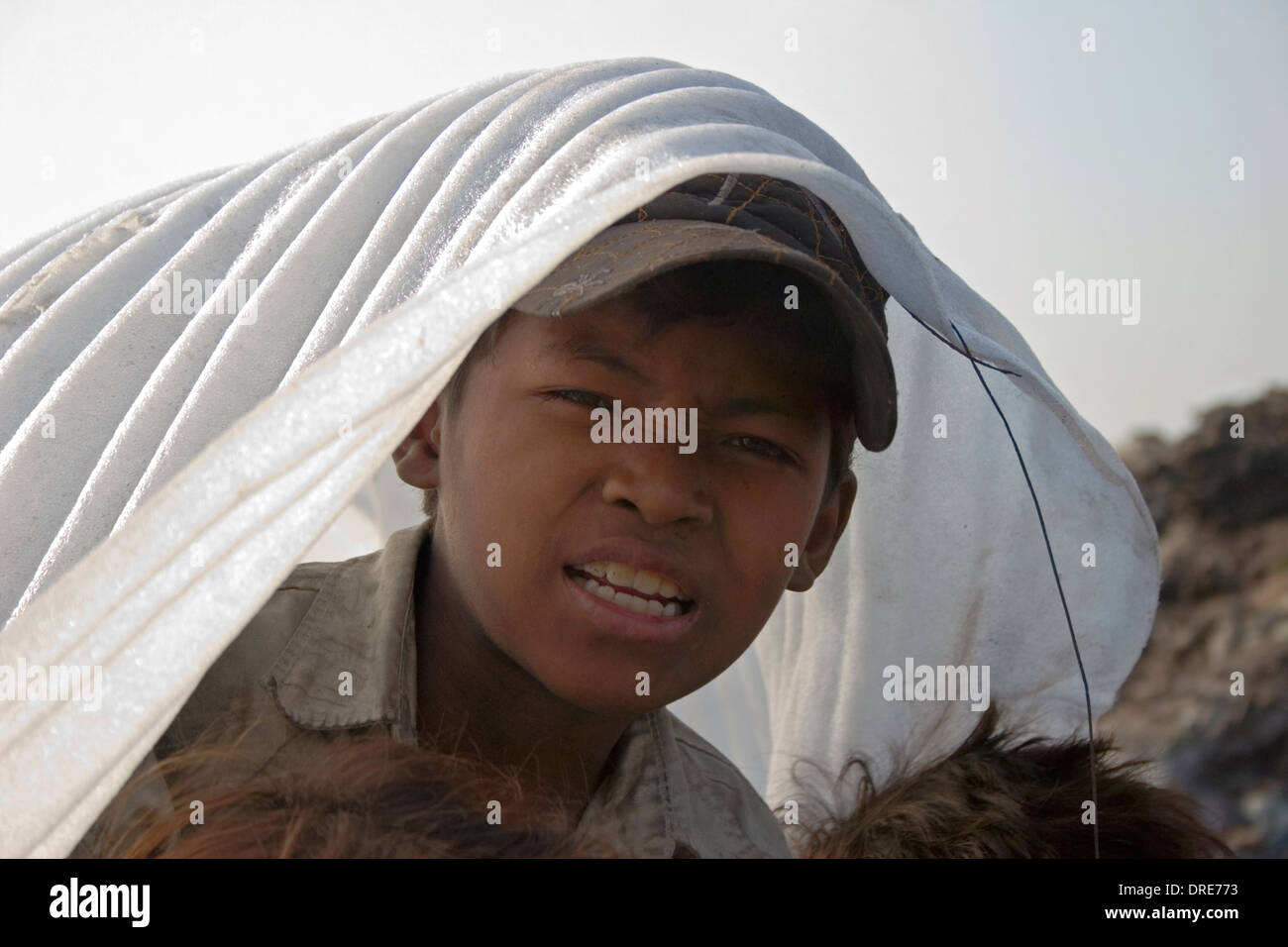 Shades shade shading face hi-res stock photography and images - Alamy