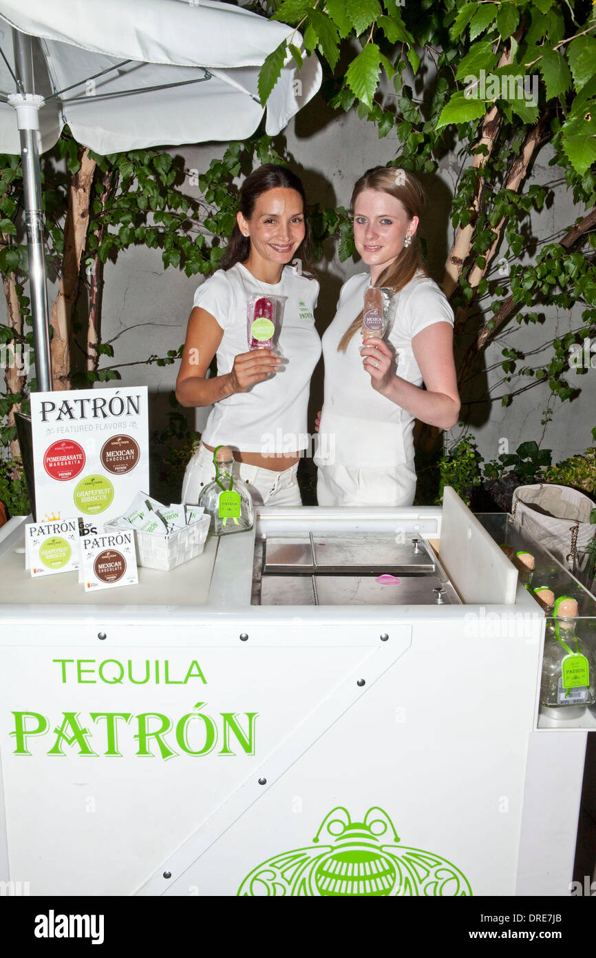 Angela Roukas & Caitlin Sinclair (Patron Girls) International Rescue ...