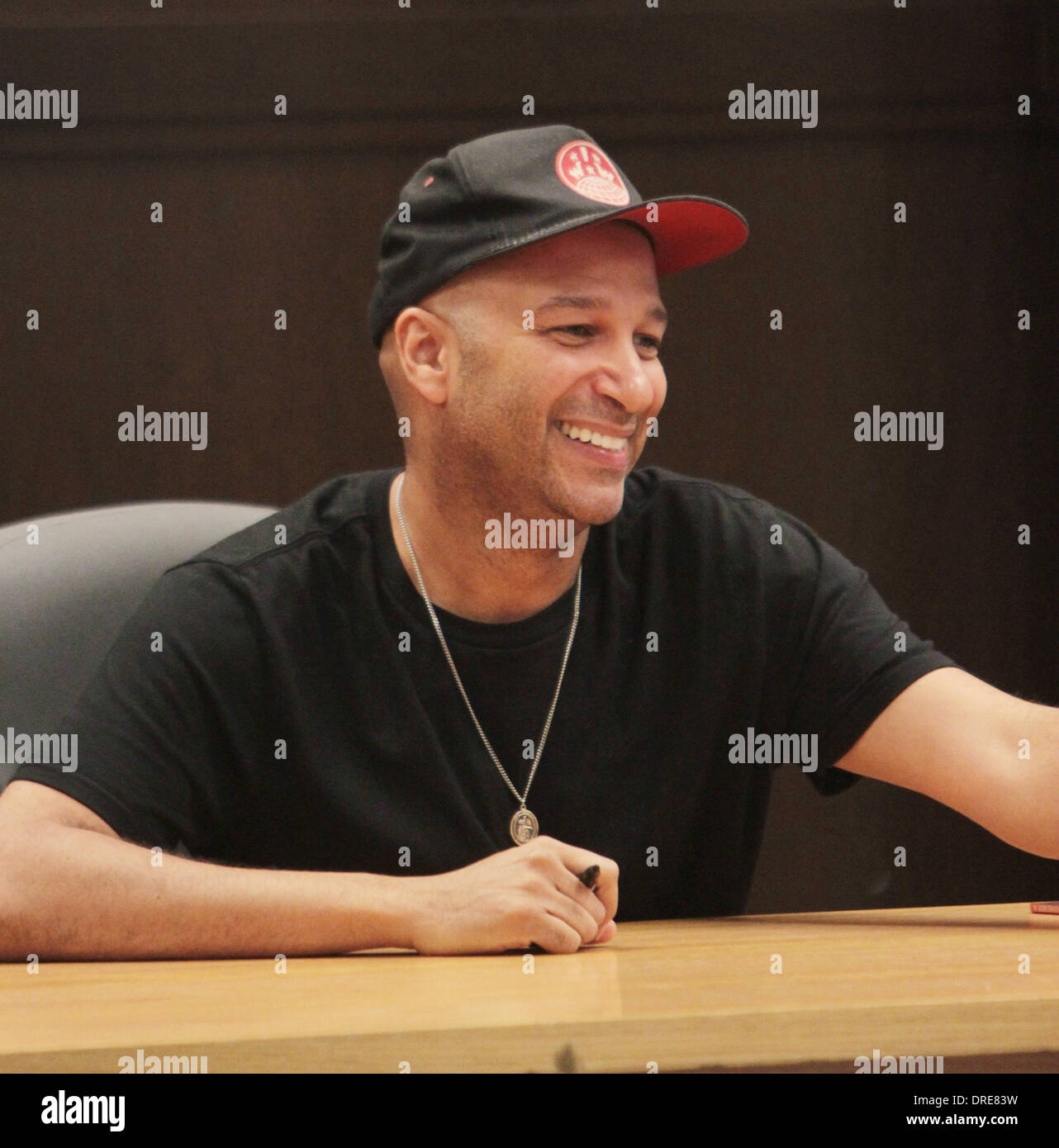 Tom Morello signs copies of his graphic novel 'Orchid' at Barnes ...