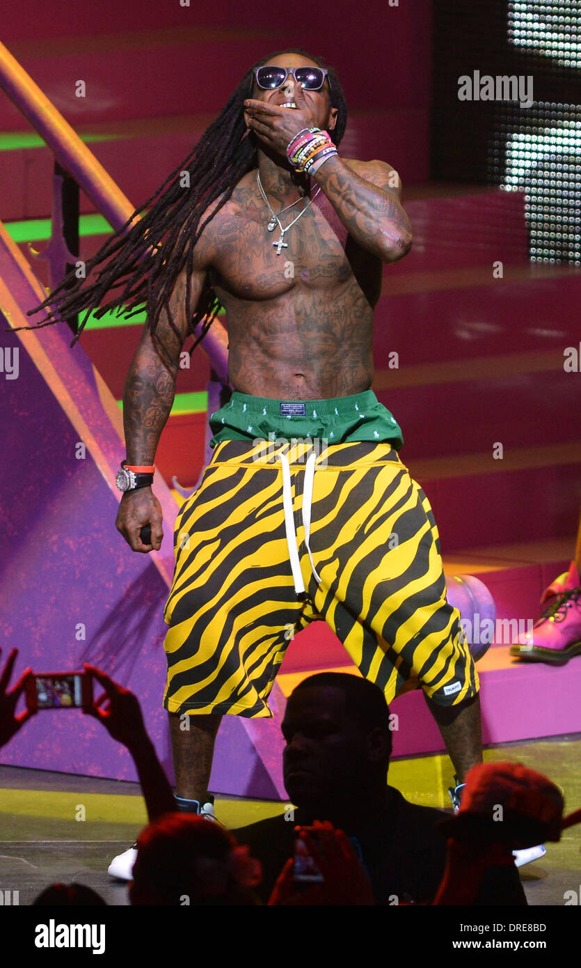 Lil Wayne performing live on the Nicki Minaj Tour at James L Knight ...