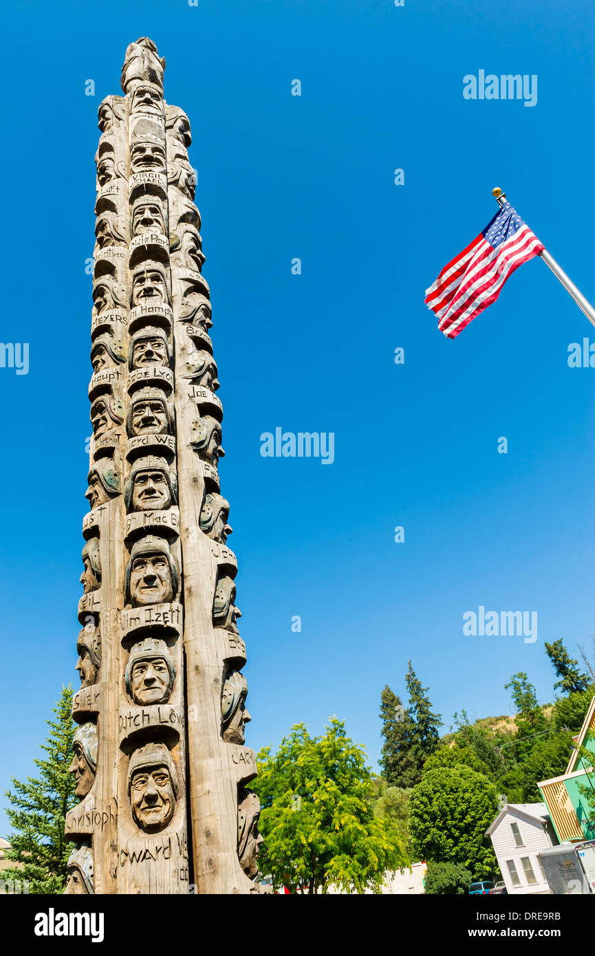 Codger Pole, a 65 foot tall chainsaw sculpture commemorating a 1988 ...