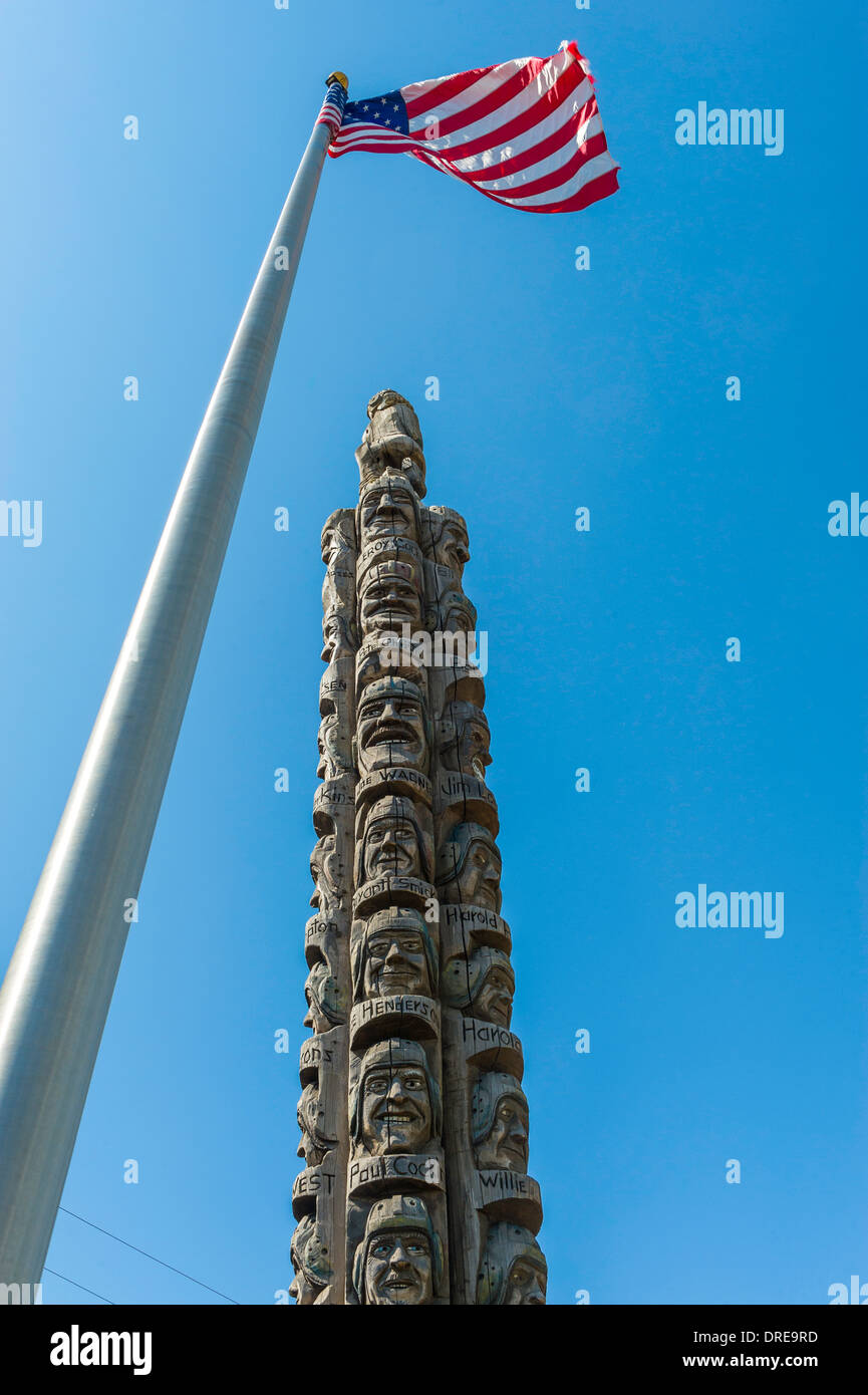 Codger Pole, a 65 foot tall chainsaw sculpture commemorating a 1988 ...