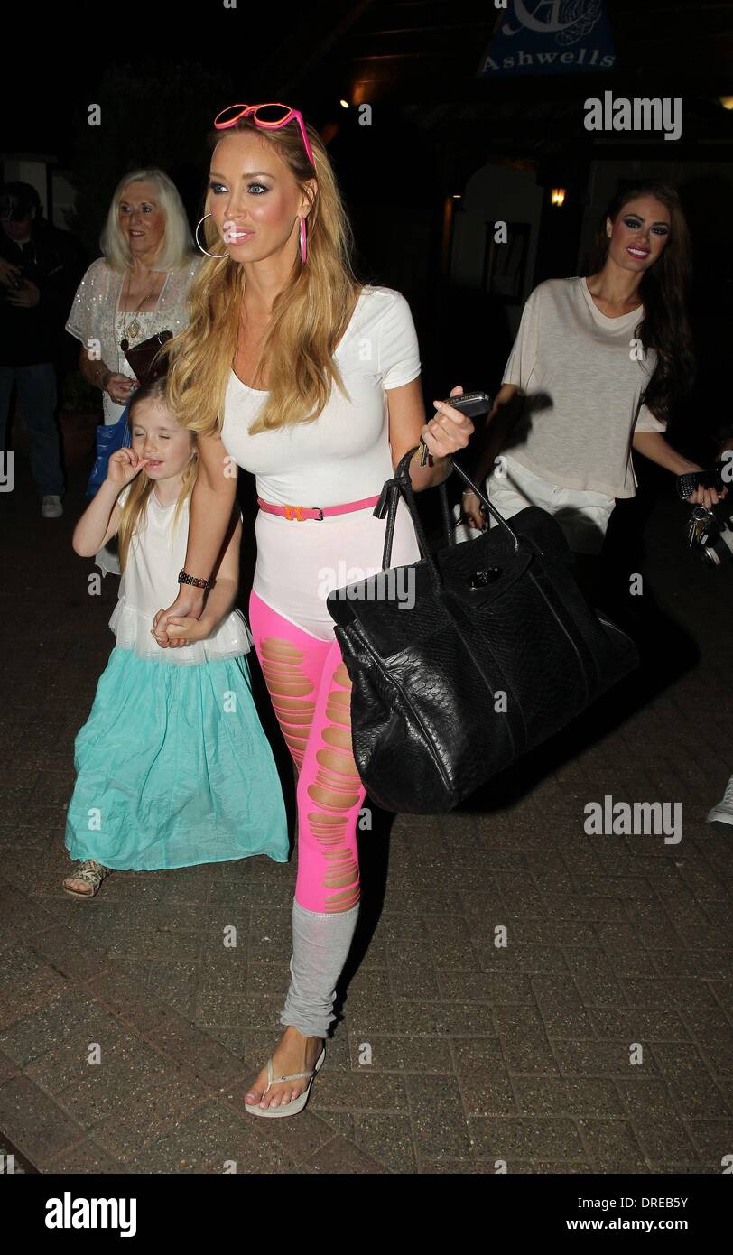 Lauren Pope, Chloe Sims and her daughter Madison The cast of 'The Only ...