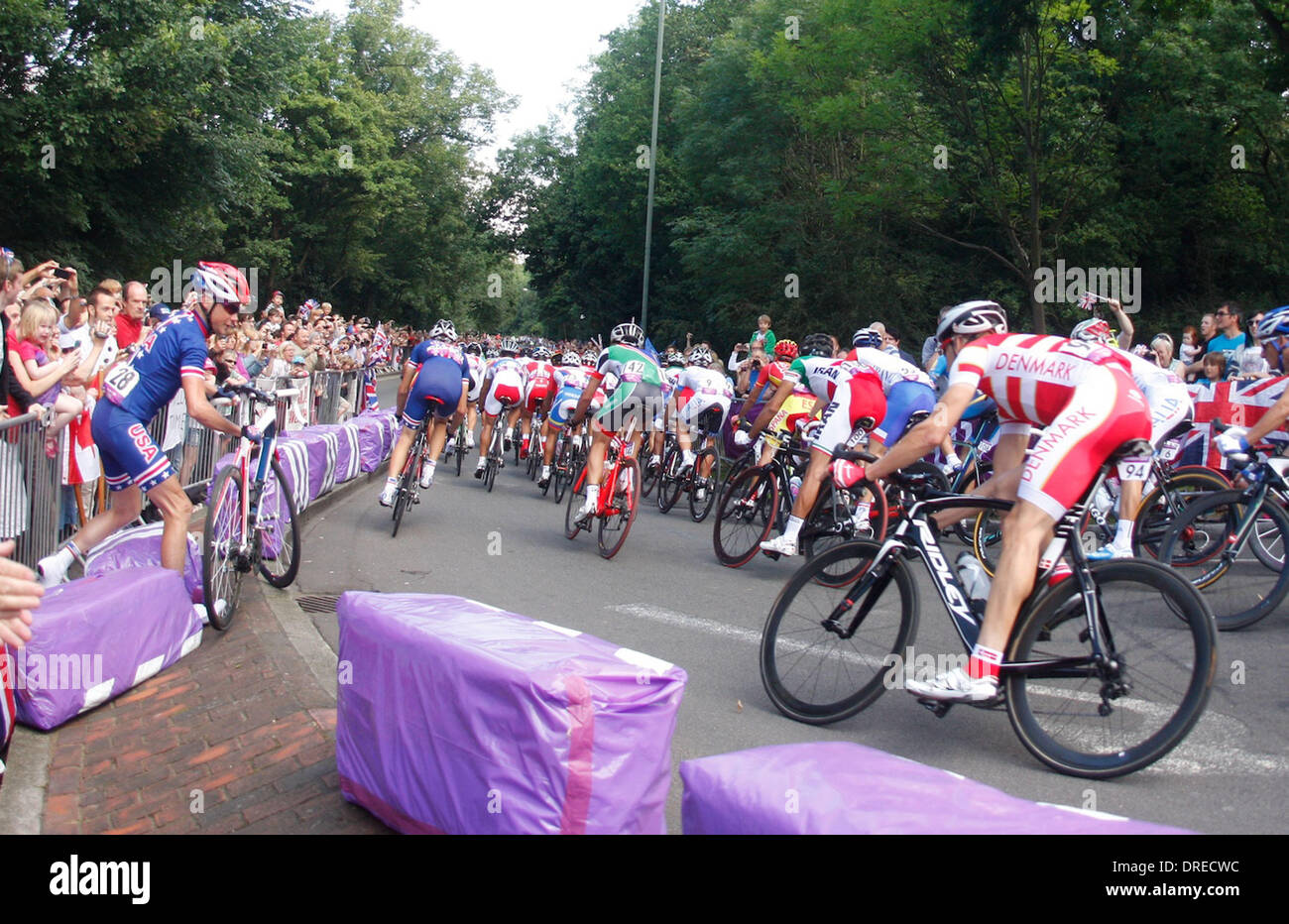 USA cycle rider Timmy Duggan crashes into the barriers Men's Olympic ...