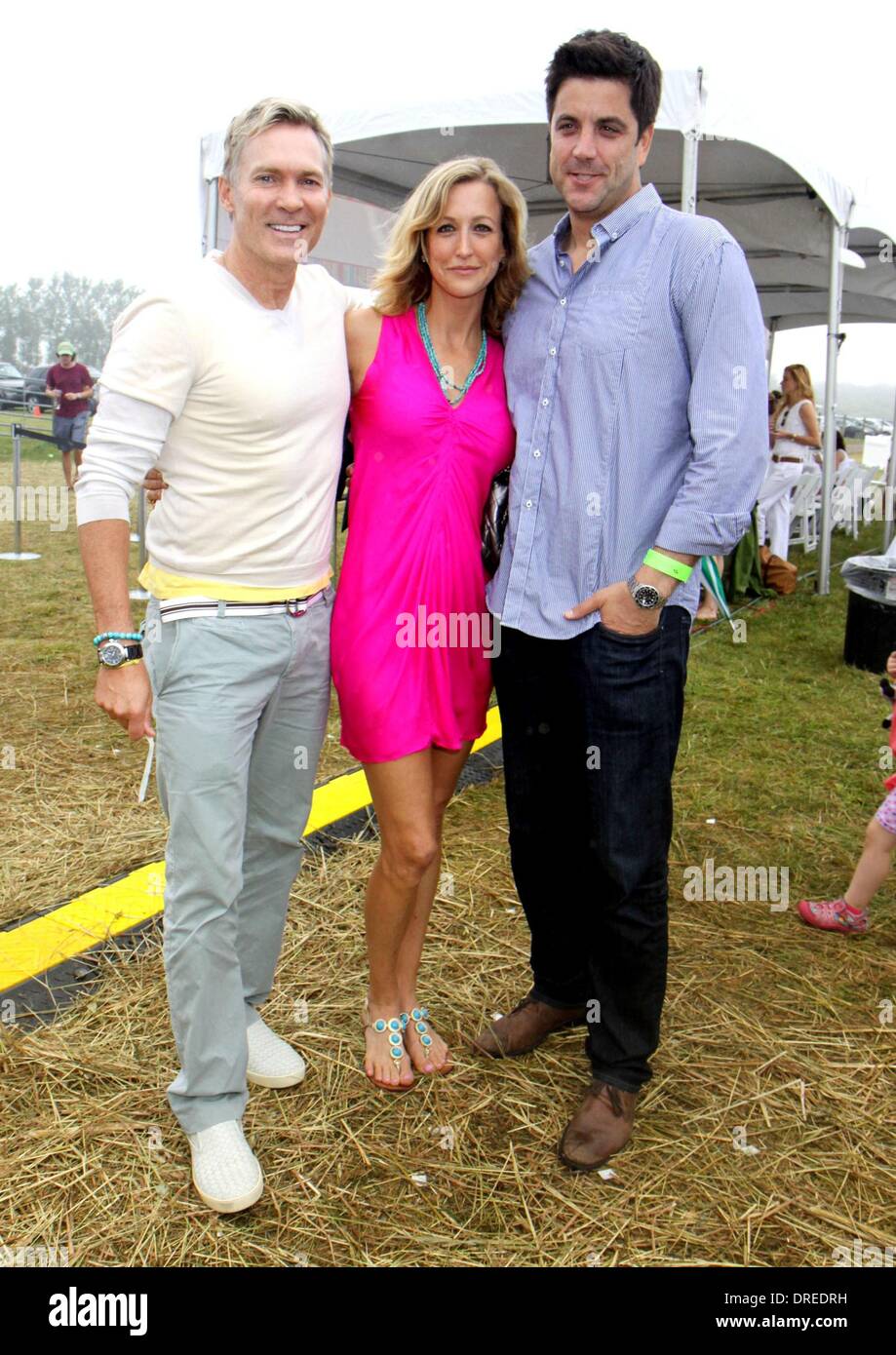 Sam Champion, Lara Spencer and Josh Elliot Kelly Ripa hosts Super ...