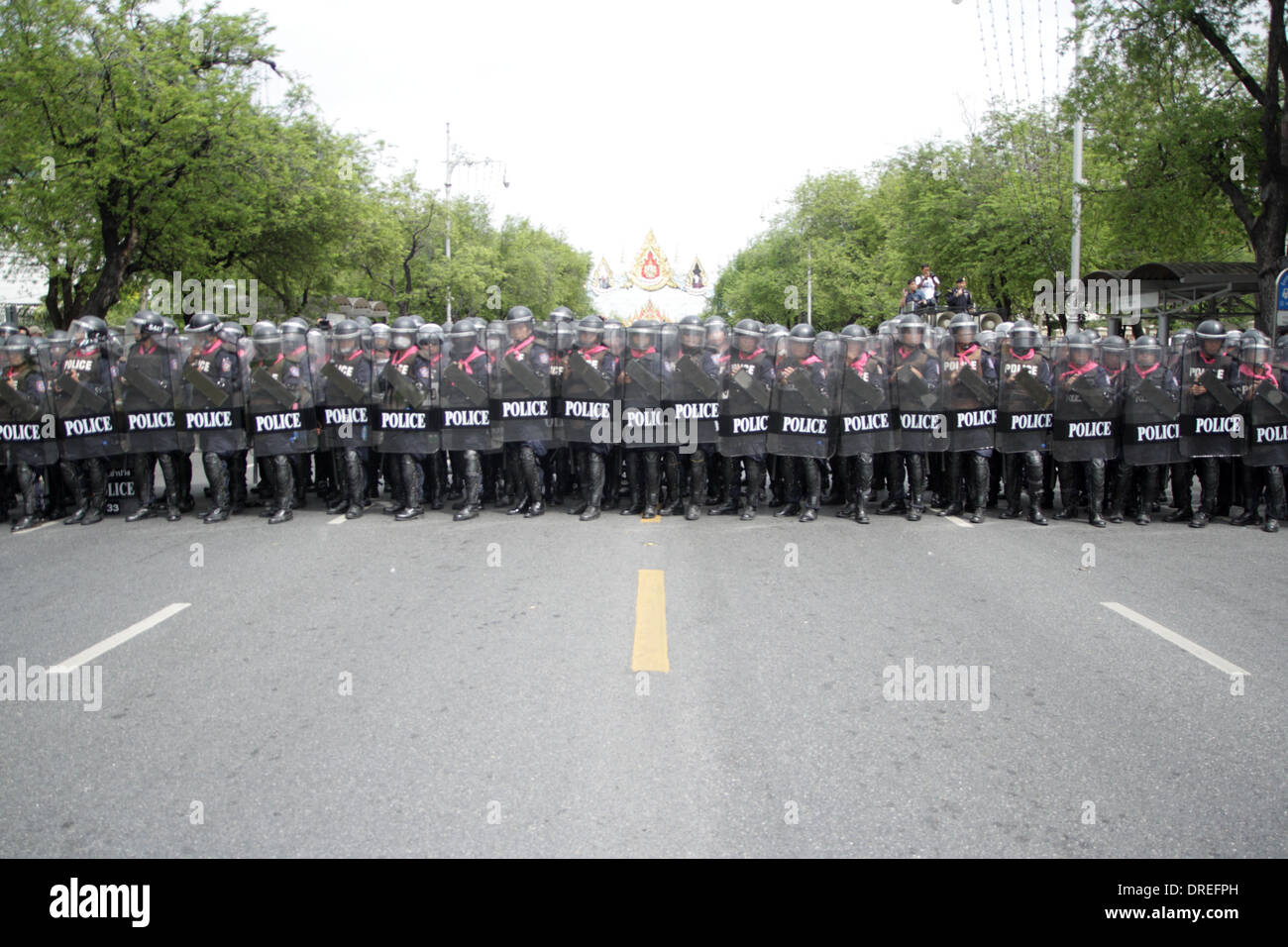 Anti riot police hi-res stock photography and images - Alamy