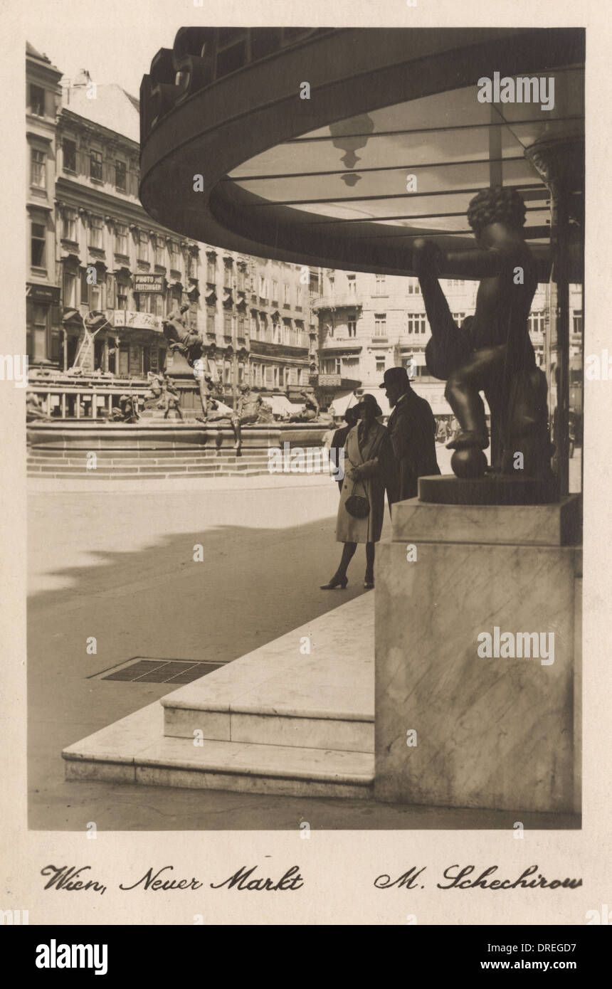 Neuer markt new market square hi-res stock photography and images - Alamy