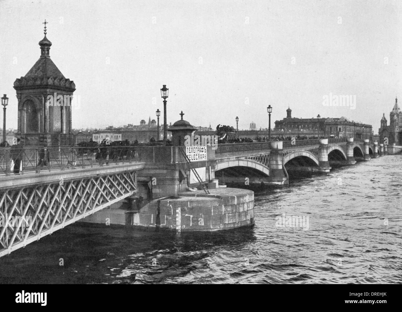Bridge to russian island hi-res stock photography and images - Alamy