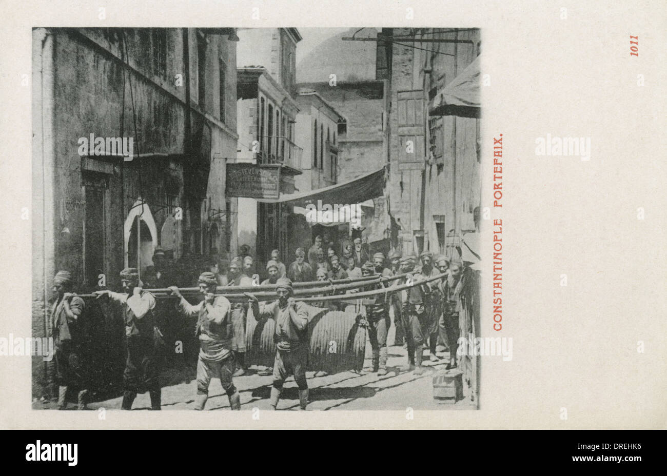 Barrel carry hi-res stock photography and images - Alamy