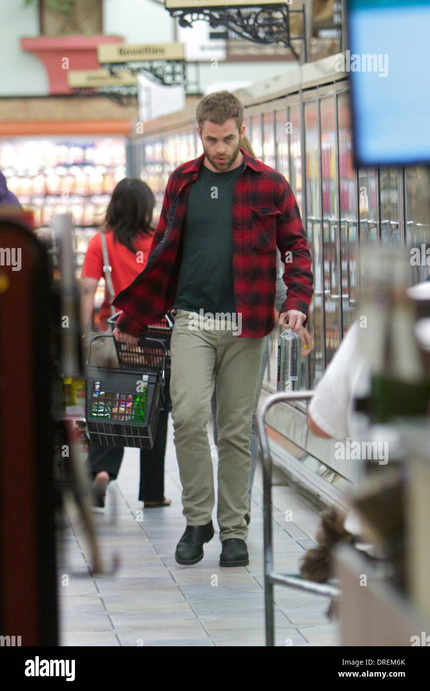 Chris pine goes late night hi-res stock photography and images - Alamy