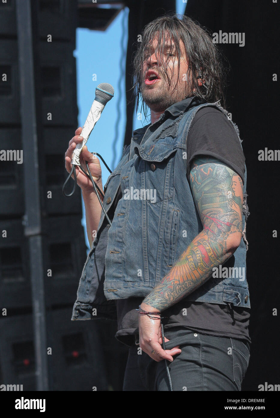 Taking Back Sunday 2012 Vans Warped Tour at the Cruzan Amphitheatre ...
