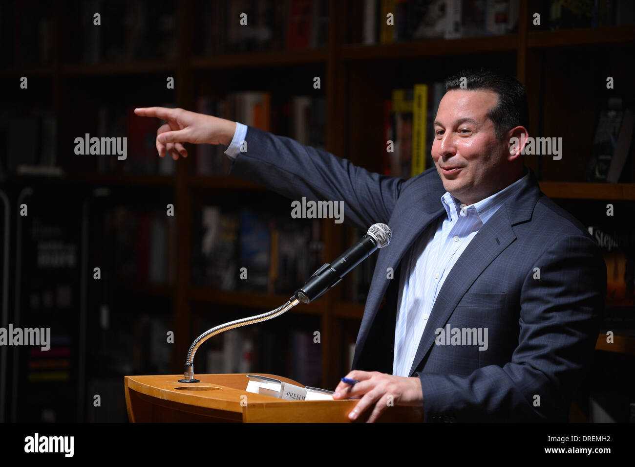Criminal defense attorney Jose Baez greets fans and signs copies of his ...