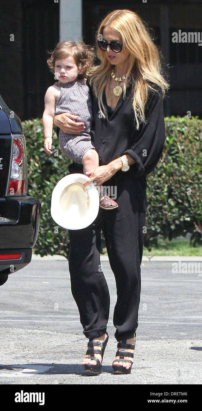 Rachel Zoe and son Skyler heading for Hugo's restaurant for lunch Los ...