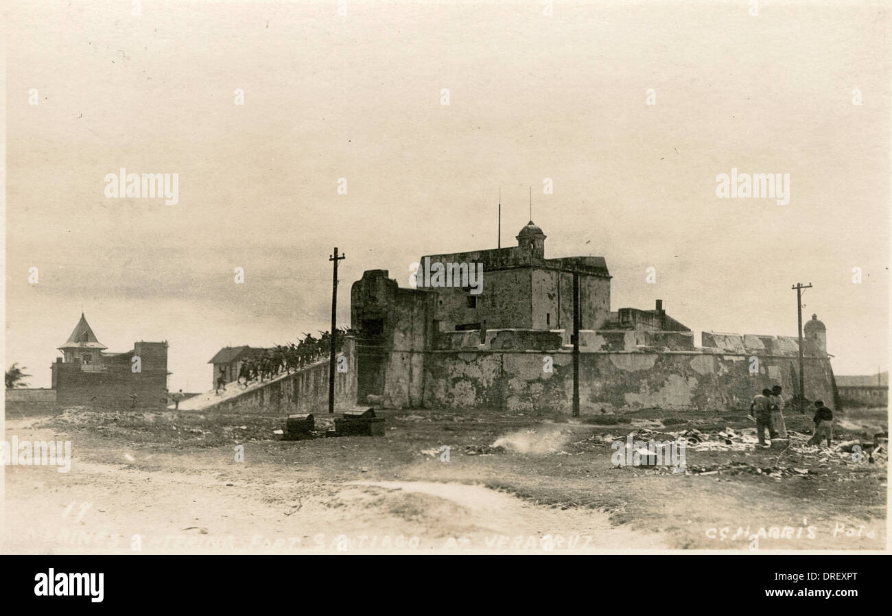Marines entering Fort Santiago, Vera Cruz, Mexico Stock Photo - Alamy