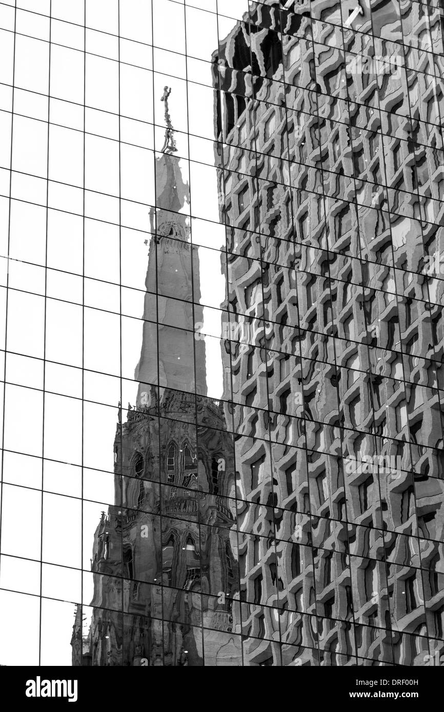 Reflection of Temple Building, Chicago Stock Photo - Alamy