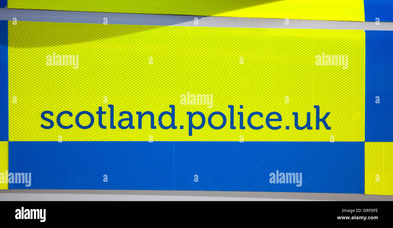 Police scotland vehicle hi-res stock photography and images - Alamy