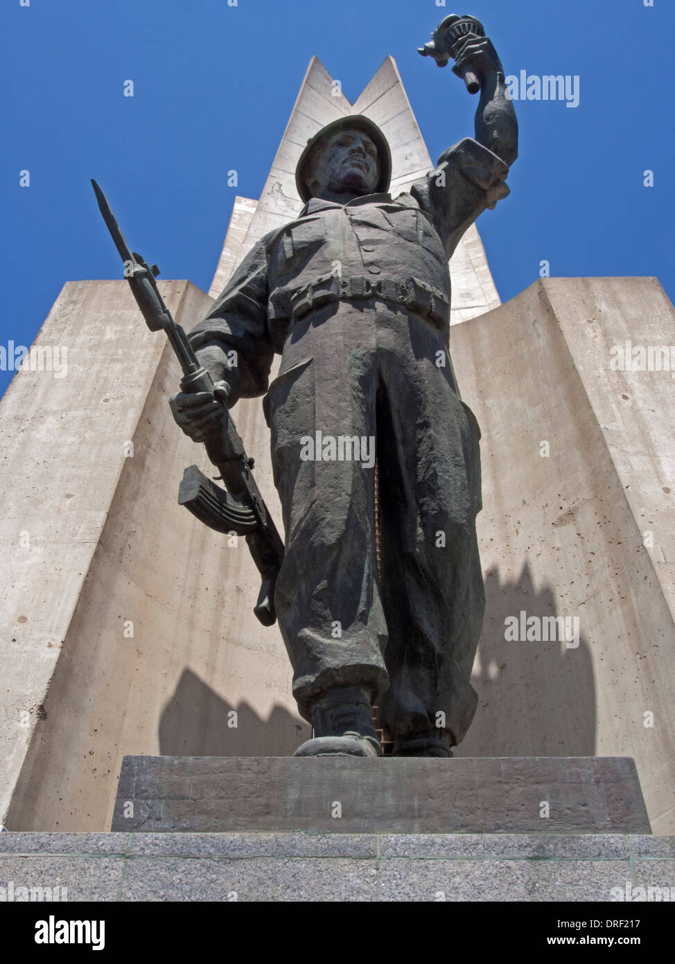 Freedom fighters statue hi-res stock photography and images - Alamy