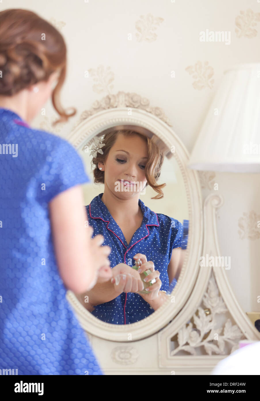 Pretty bride preparing hi-res stock photography and images - Alamy