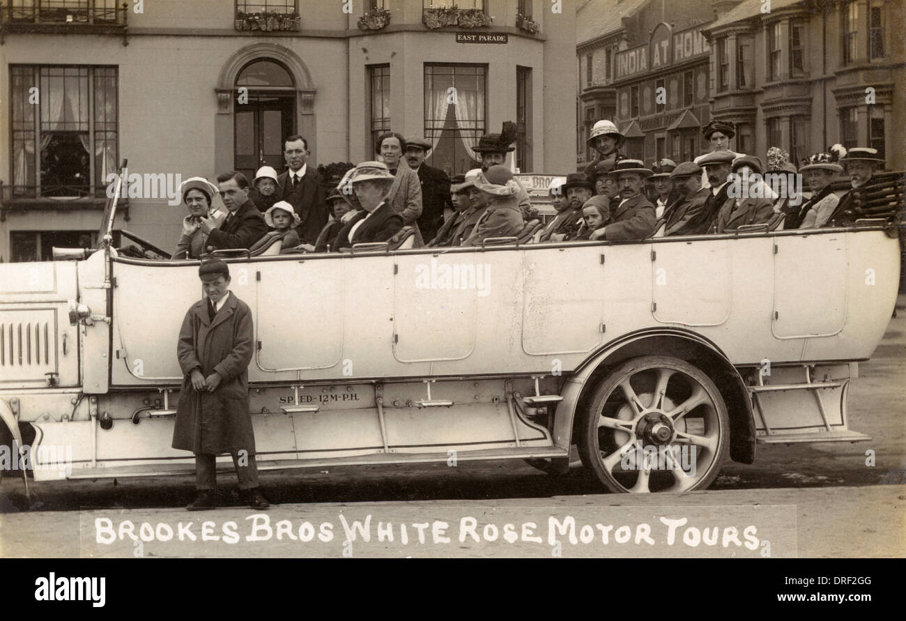 Brookes Bros. White Rose Motor Tours, Rhyl Stock Photo - Alamy