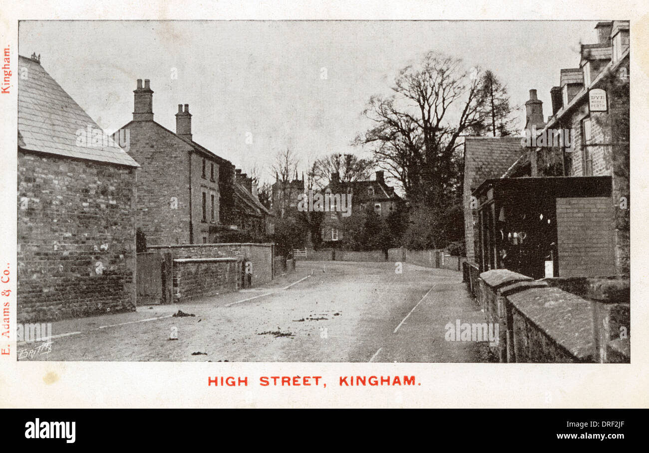 Kingham, Oxfordshire - The High Street Stock Photo - Alamy