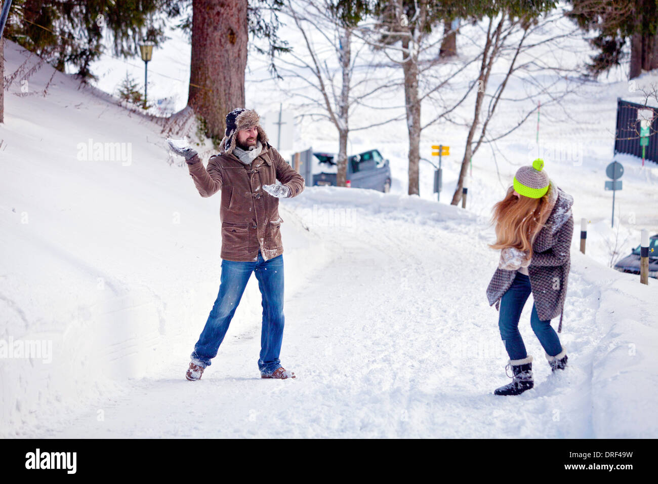 Snowball fight hi-res stock photography and images - Alamy