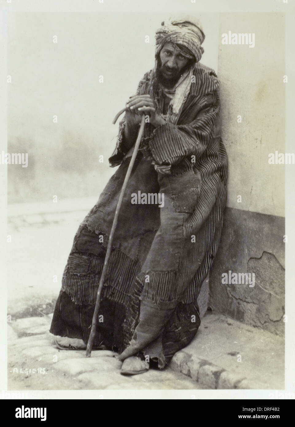 Old poor man hi-res stock photography and images - Alamy