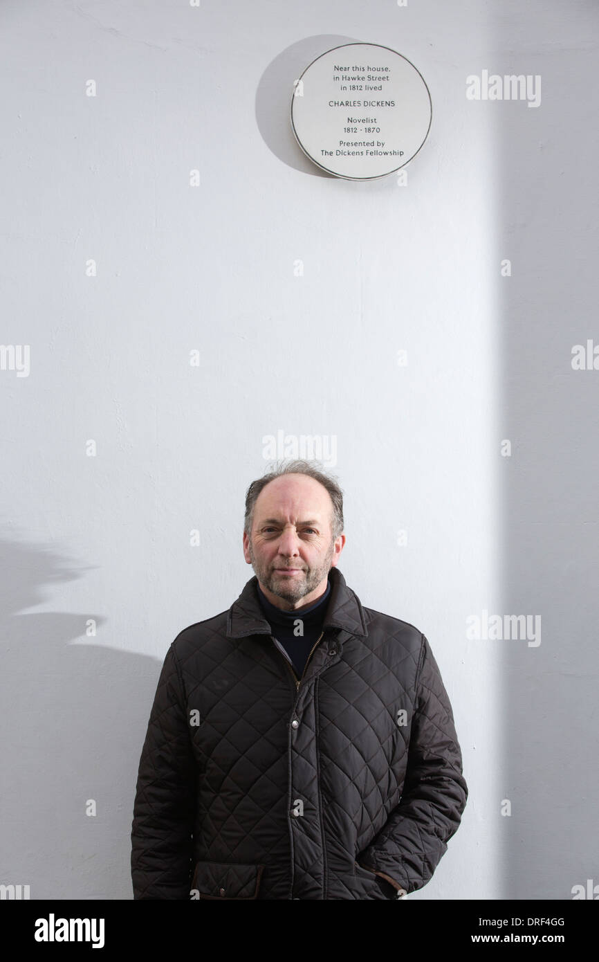 Ian Dickens Great Great Grandson of Charles Dickens outside The George ...