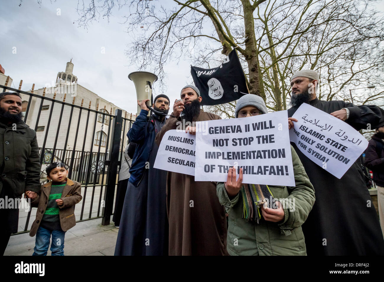 Regents park mosque protest hi-res stock photography and images - Alamy