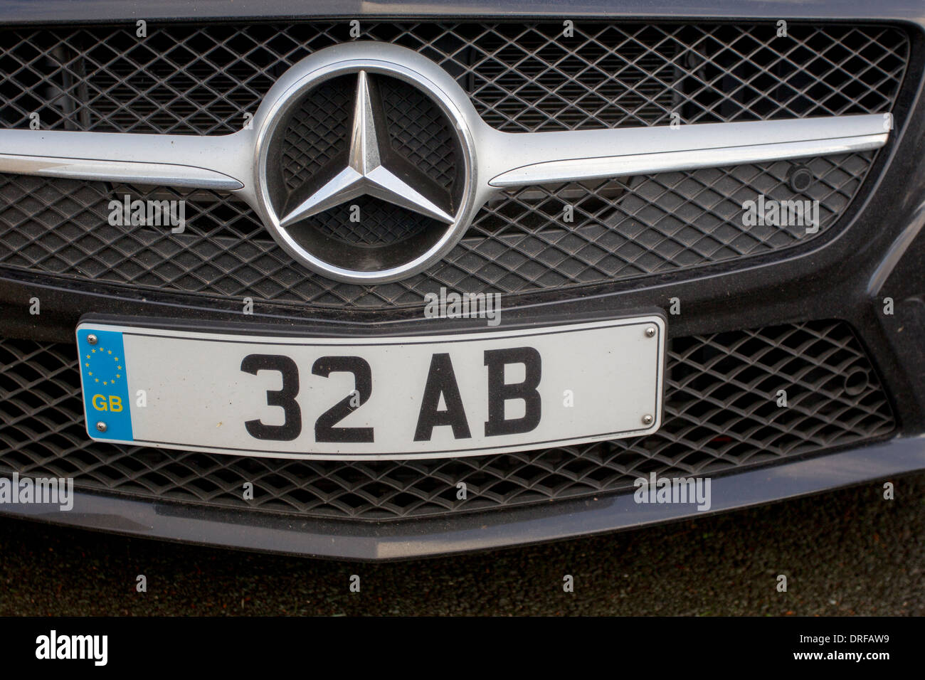 32 AB Mercedes symbol Stock Photo - Alamy