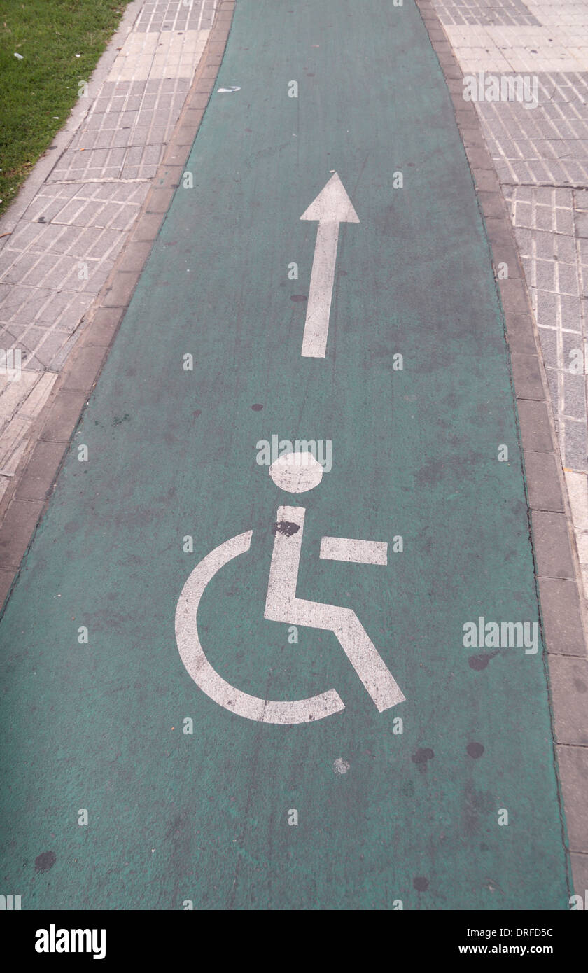 Pavement sign hi-res stock photography and images - Alamy