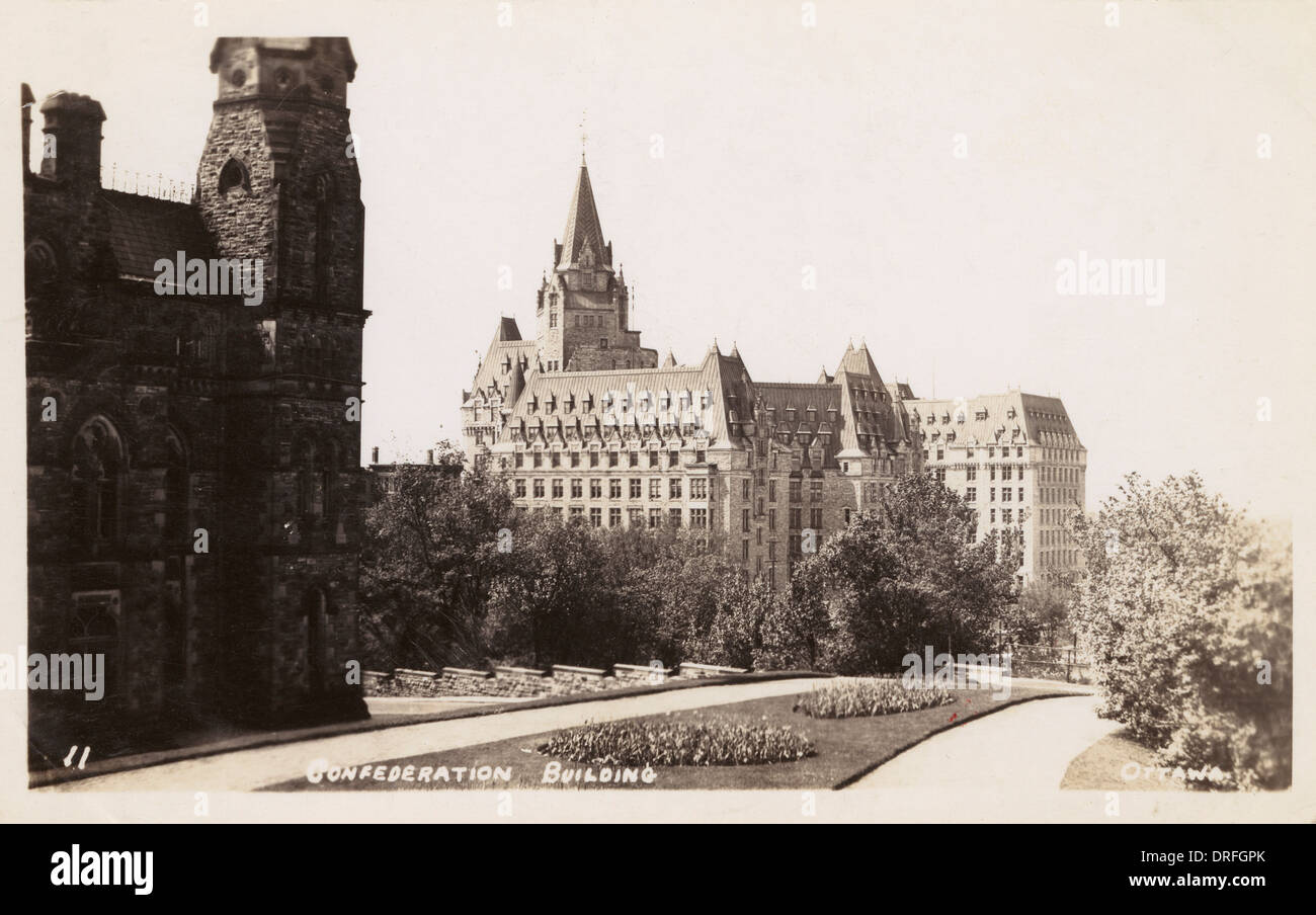 Confederation Park Gardens High Resolution Stock Photography and Images ...