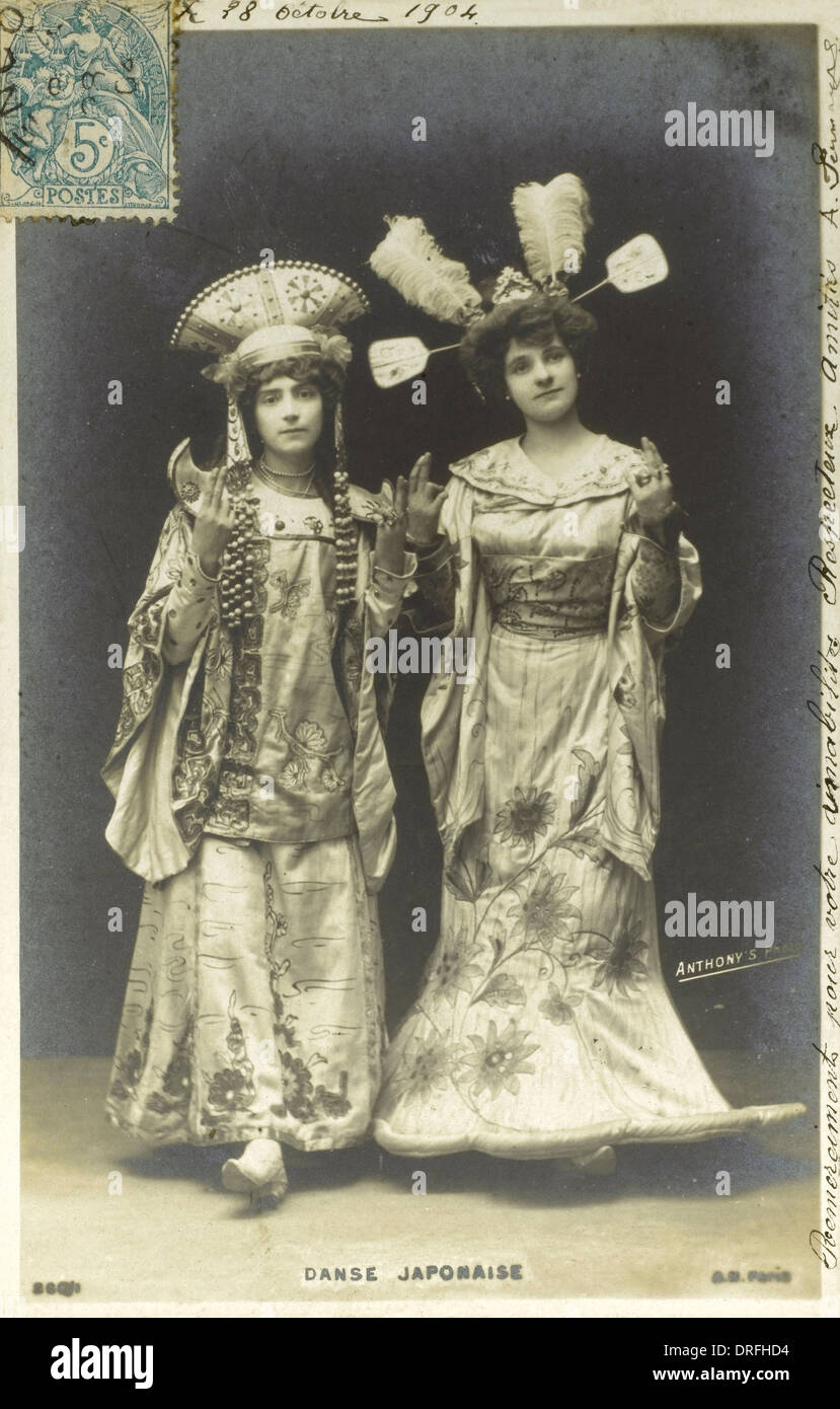 France - French Women perform Japanese Dance Stock Photo - Alamy