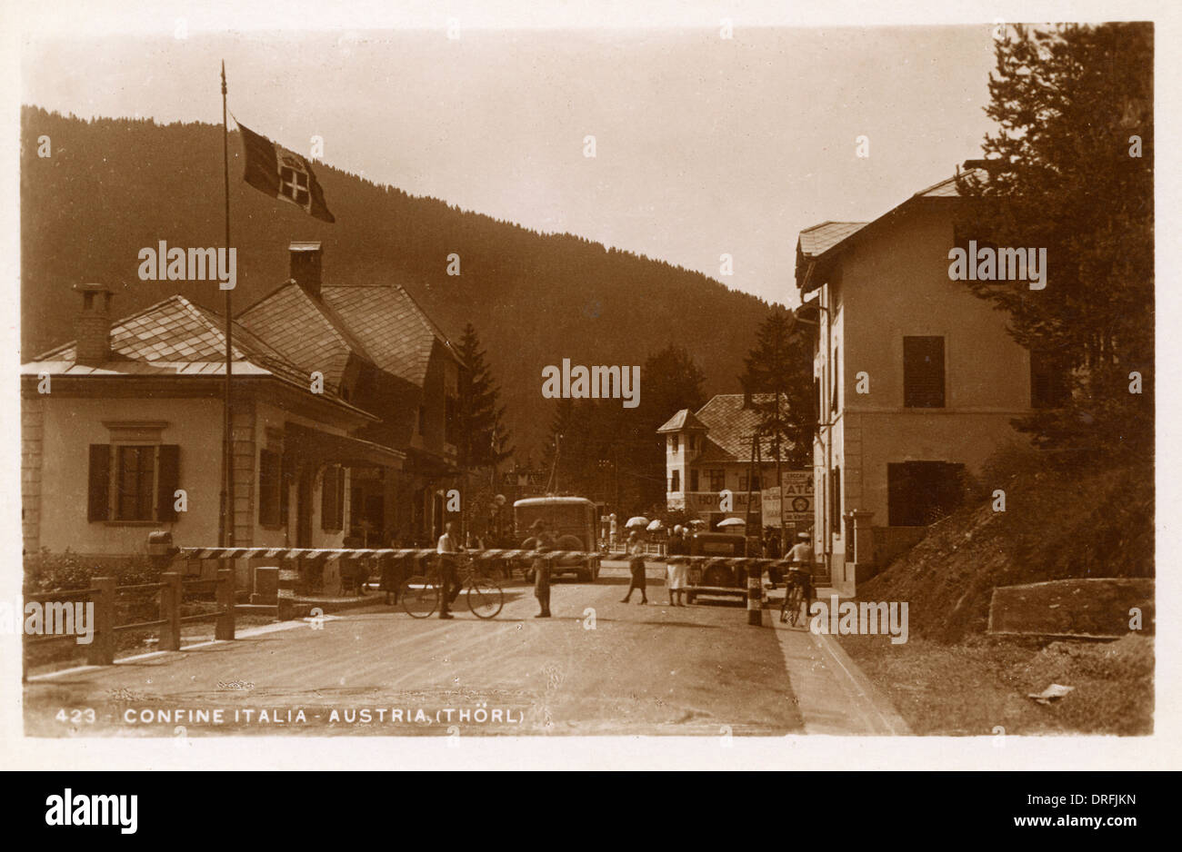 The Italian / Austrian border at Thorl Stock Photo - Alamy