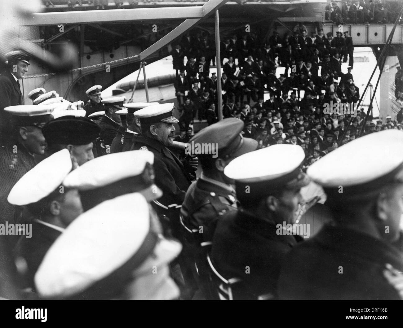 Boxing match audience hi-res stock photography and images - Alamy