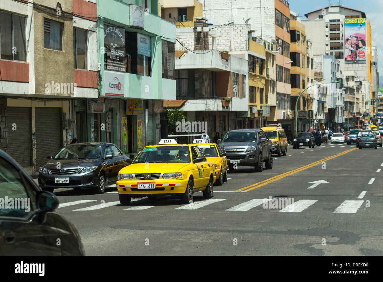 Car circulation hi-res stock photography and images - Alamy