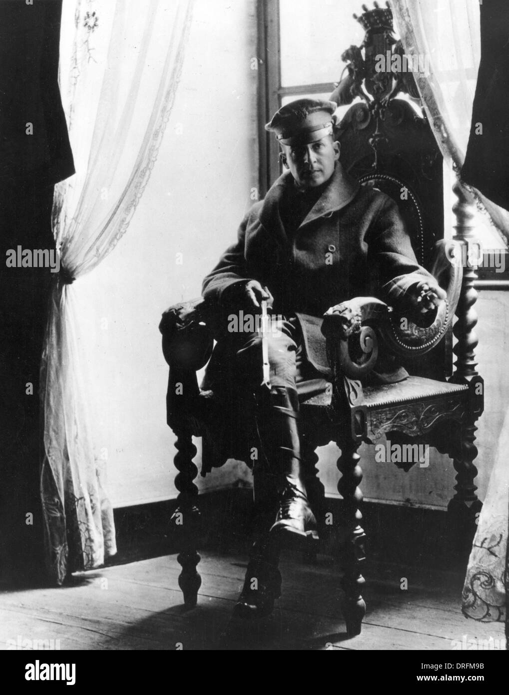 Brigadier general douglas macarthur hi-res stock photography and images ...