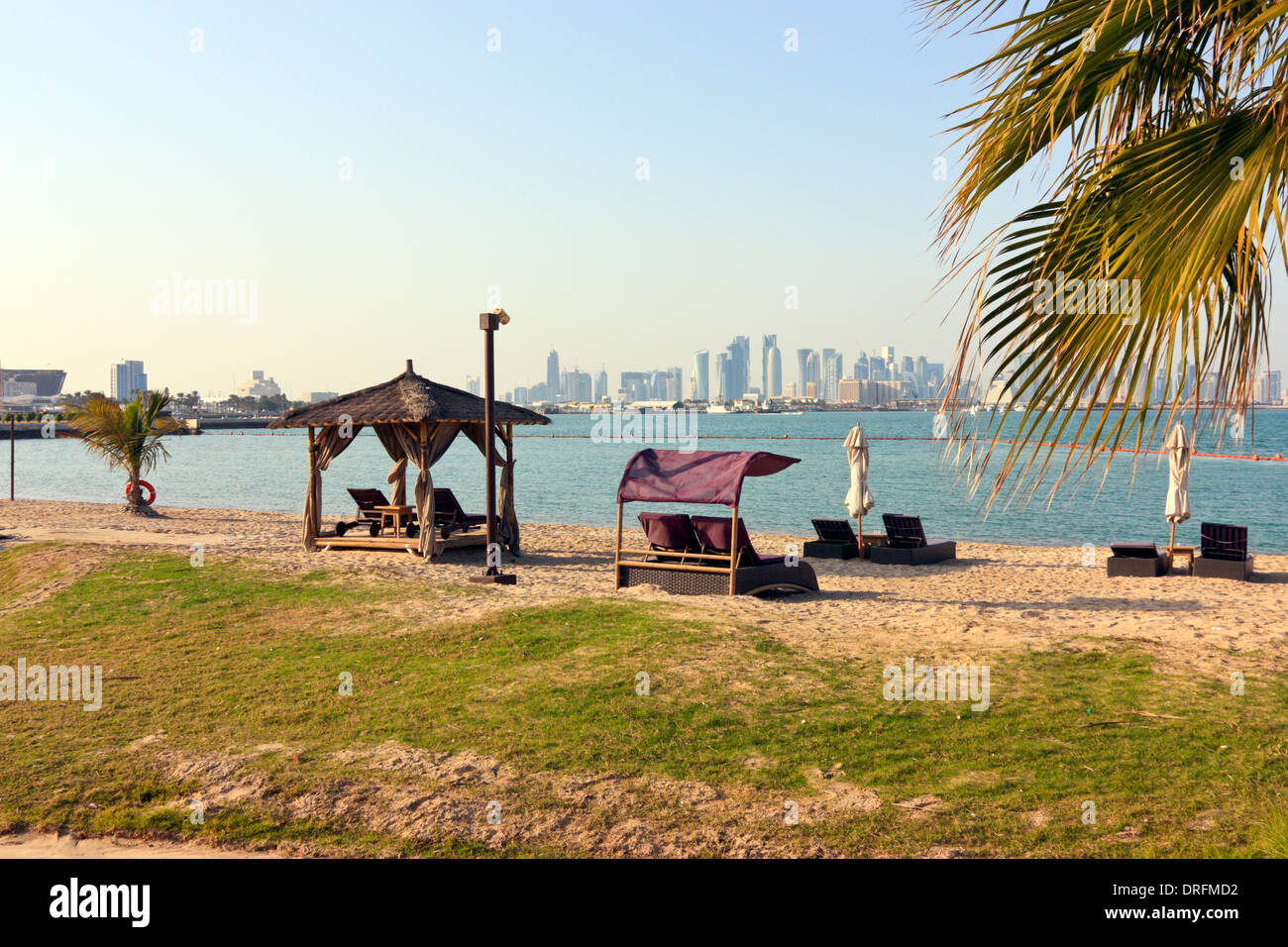 Doha qatar beach hi-res stock photography and images - Alamy