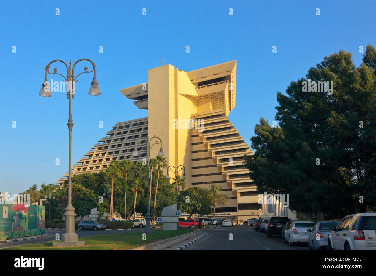 The Sheraton Hotel in Doha, Qatar Stock Photo - Alamy