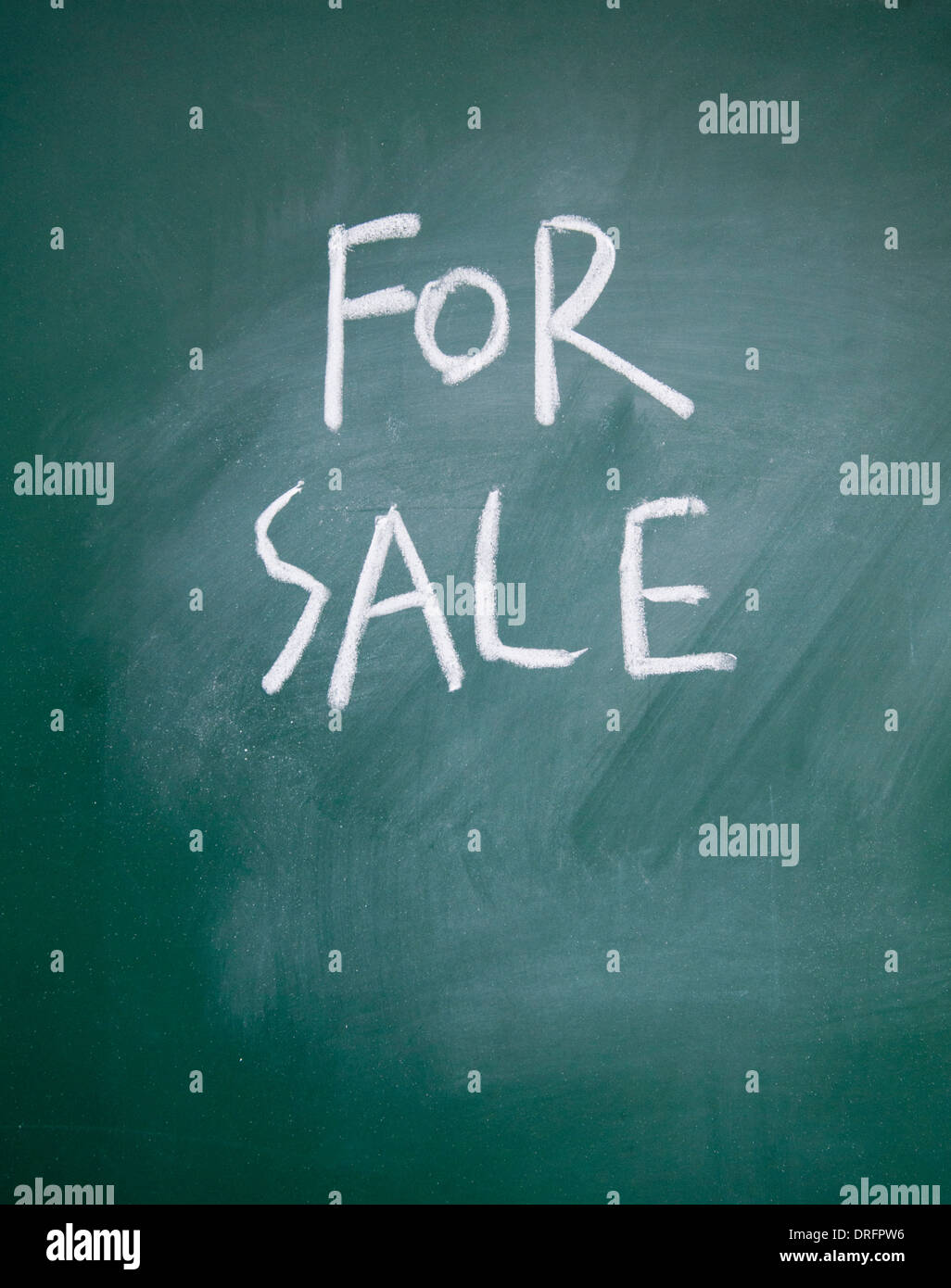 for sale word write on blackboard Stock Photo - Alamy